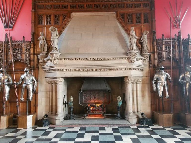 Visiting Edinburgh Castle in Edinburgh, Scotland