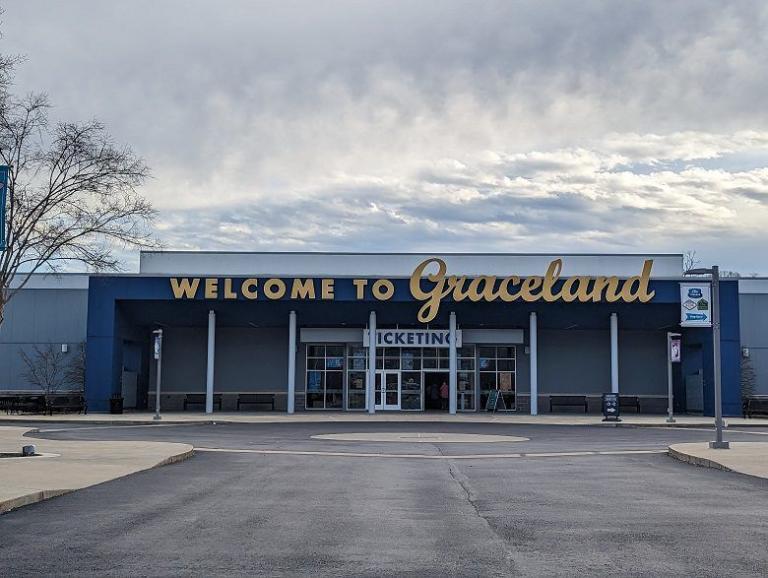 An Unforgettable Visit to Elvis Presley's Graceland in Memphis, TN