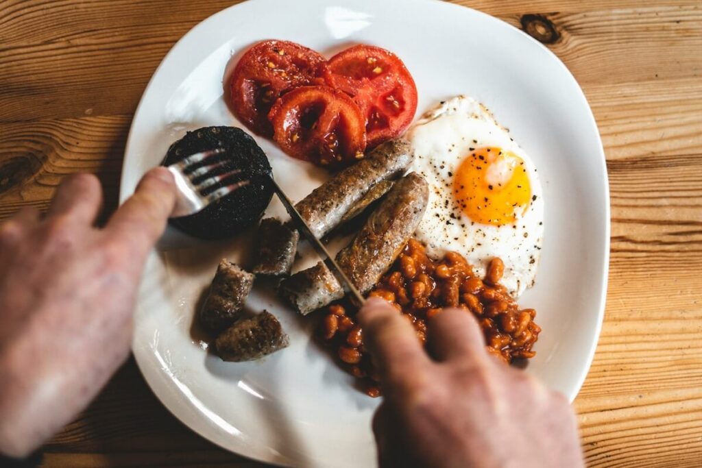 14 Must-Try British Foods in the UK