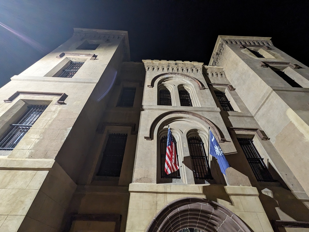 13 Best Charleston Ghost Tours For a Scary-Good Time